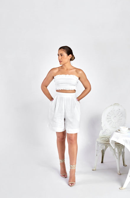 White Collection – Isabella Longginou